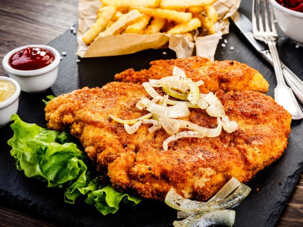 Panierte Schnitzel in der Heißluftfritteuse – Knusprig & Einfach | Oleio.de